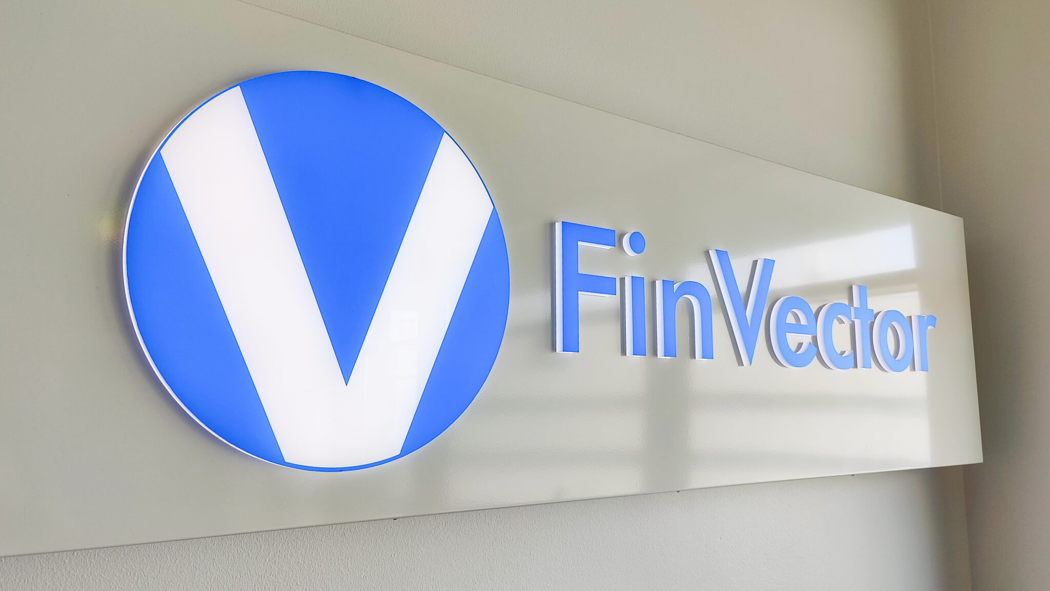 Finvector | Embracing life. Delivering hope.